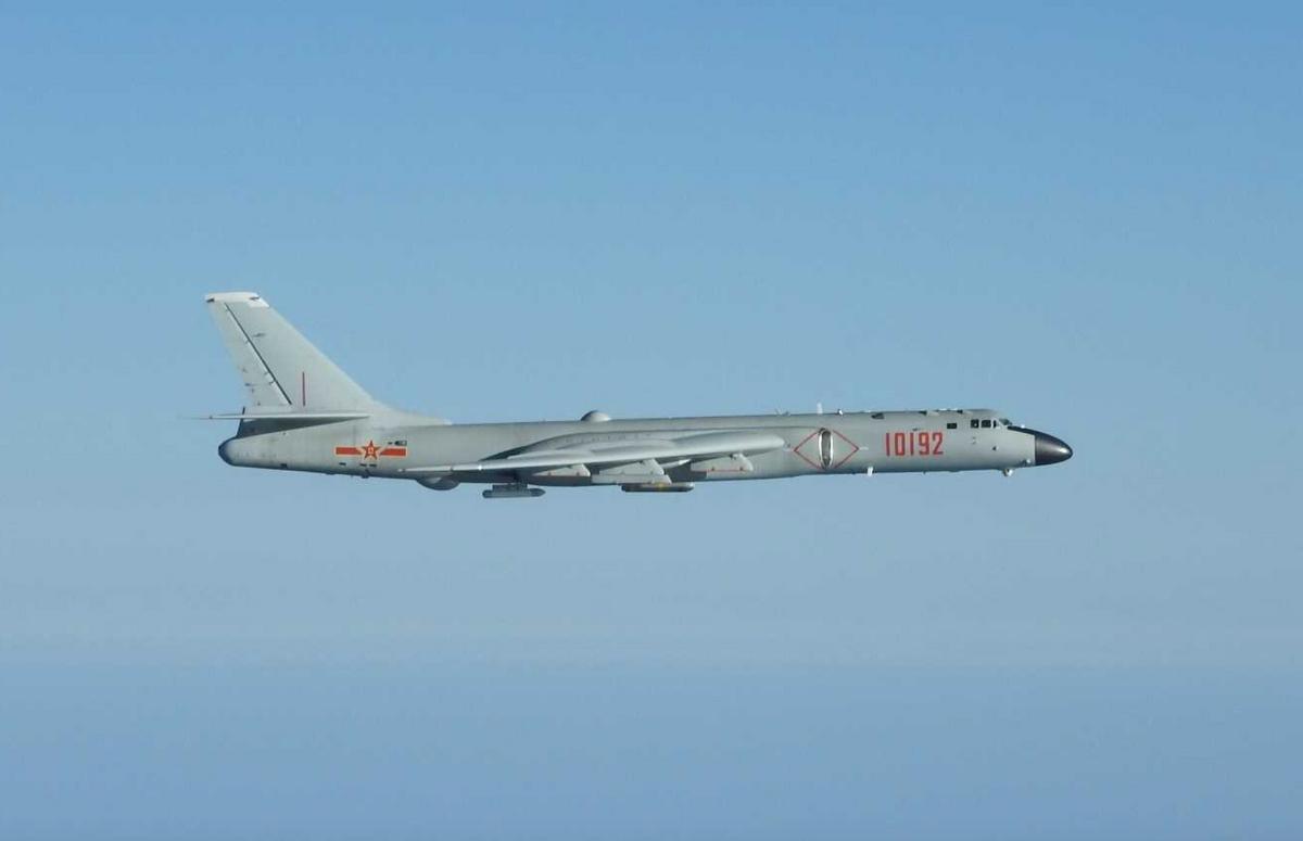 The PLA's 53 aircraft deter the island, the bomber group can carry out ...