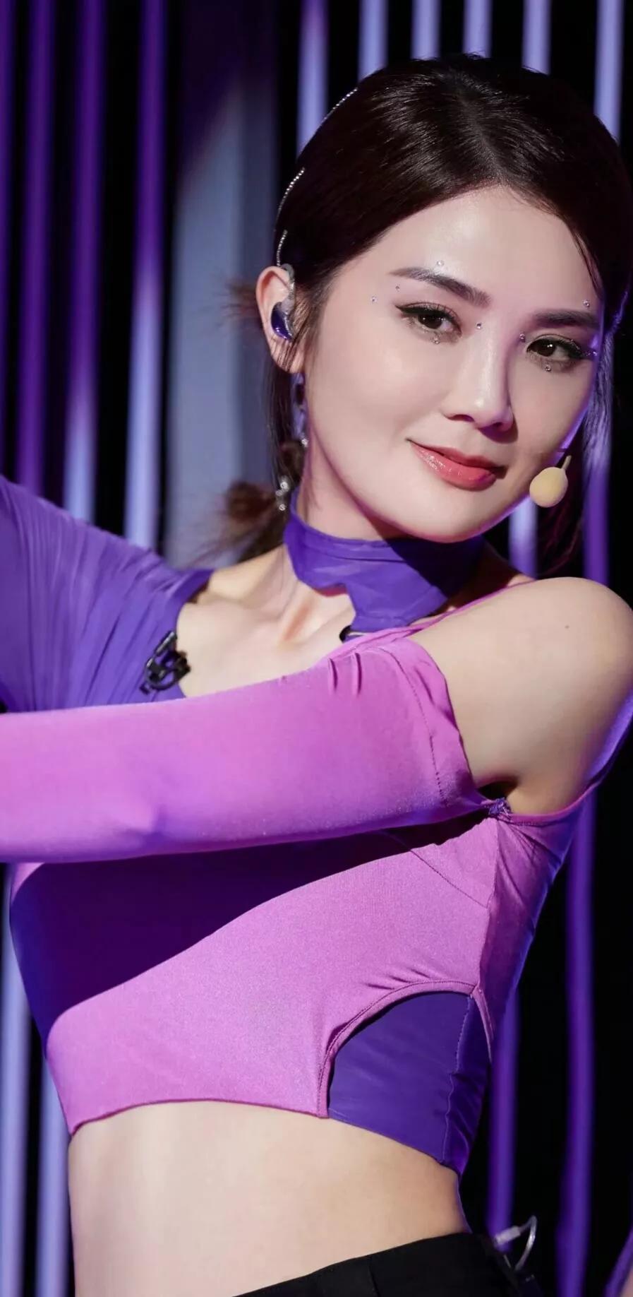 Celebrity Photo Appreciation "Charlene Choi" - iNEWS