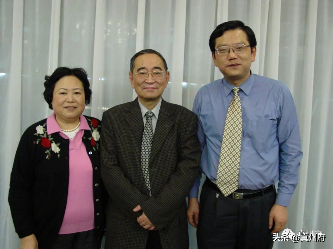 Yizheng Li Yining: China's economics leader - iNEWS