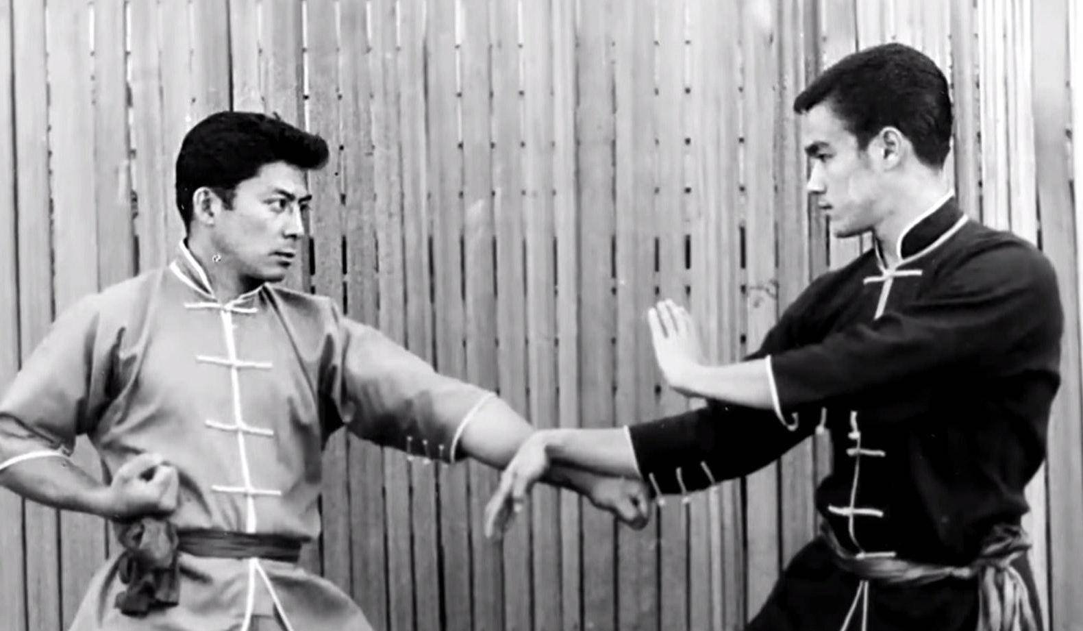 Bruce Lee's Japanese disciple guarded his master's grave for 48 years ...