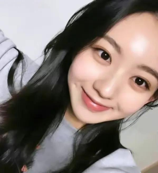 SM little princess Lami is not as stunning as she was when she was a ...