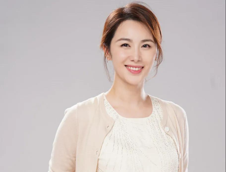 Remember Yuan Lishu in "The Shanshan is Coming"?Long time no see she ...