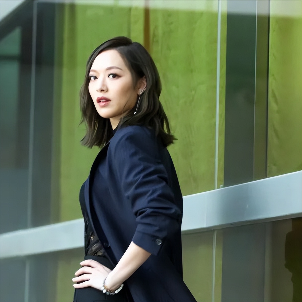 TVB actress Feng Yingying denies being hidden in the snow, she blew up ...