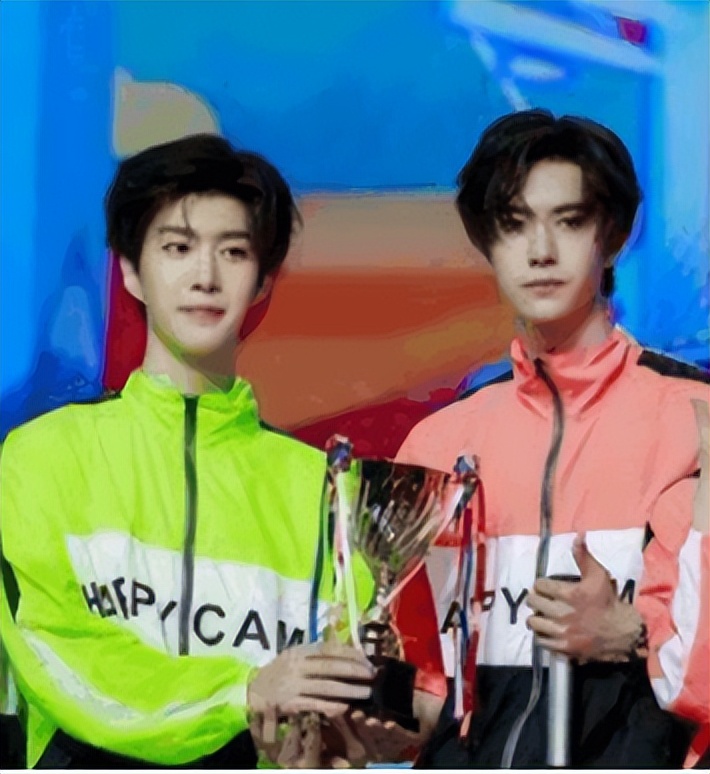 "The King of the Sky" was overtaken at the single-day box office, Wang Yibo was questioned, and ...