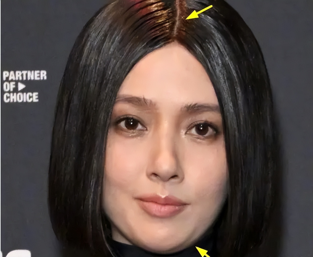 Guo Biting and Xiang Zuo attended the event. Their heavy makeup made ...