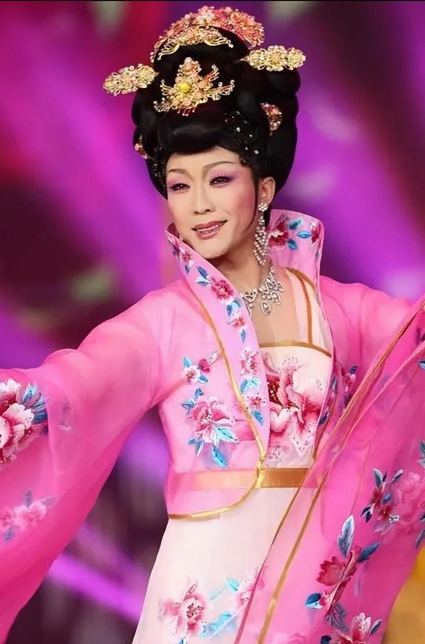 The "jumping clown" Li Yugang fell from the altar and is no longer ...