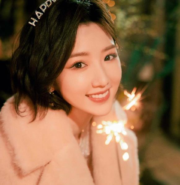 Pictures of 35-year-old Mao Xiaotong's acting career leaked out, with ...