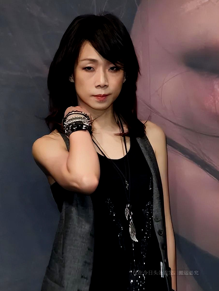 After 18 years of divorce, look at Lin Yilian and Li Zongsheng's ...