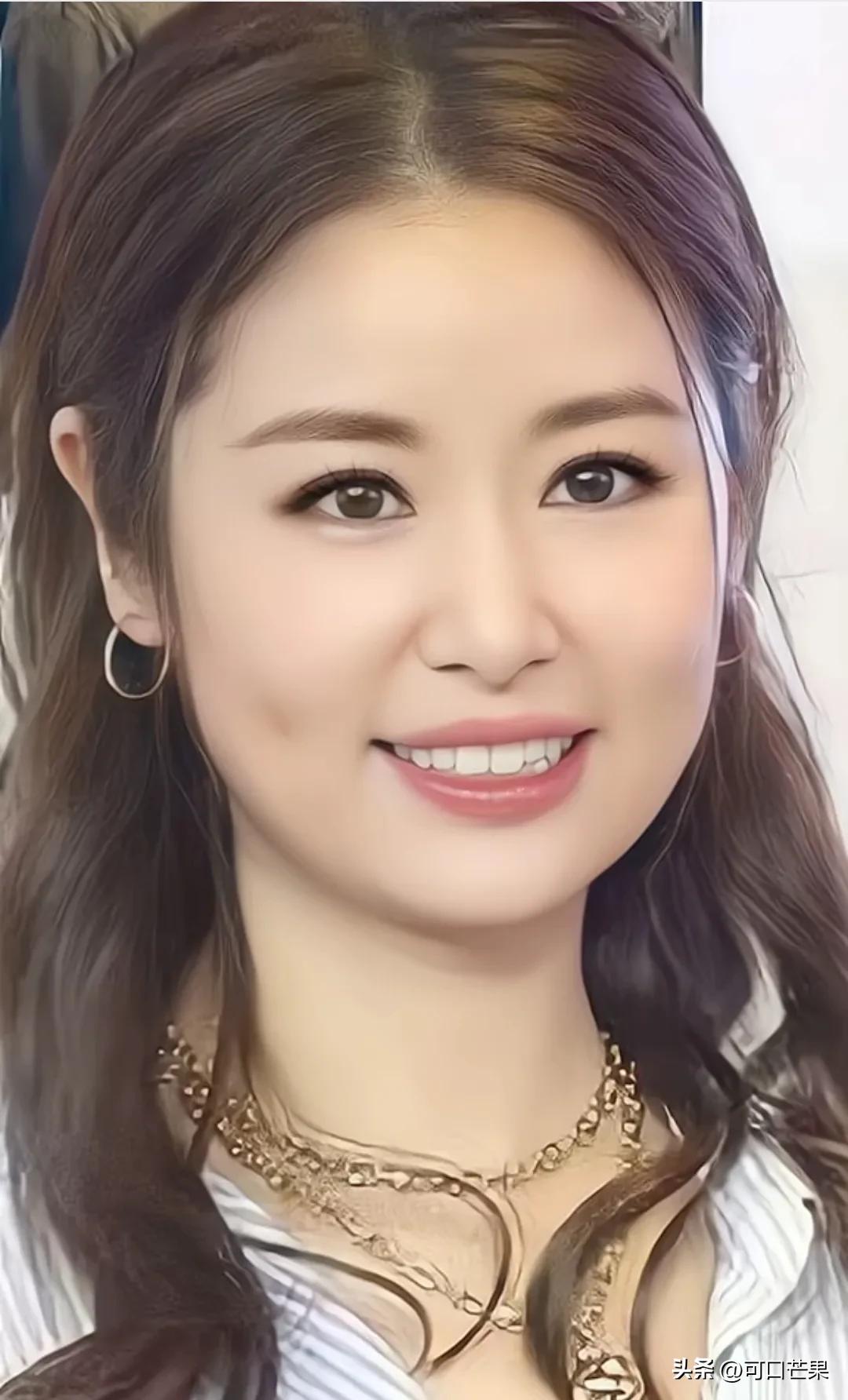 Beautiful goddess Ruby Lin - iNEWS