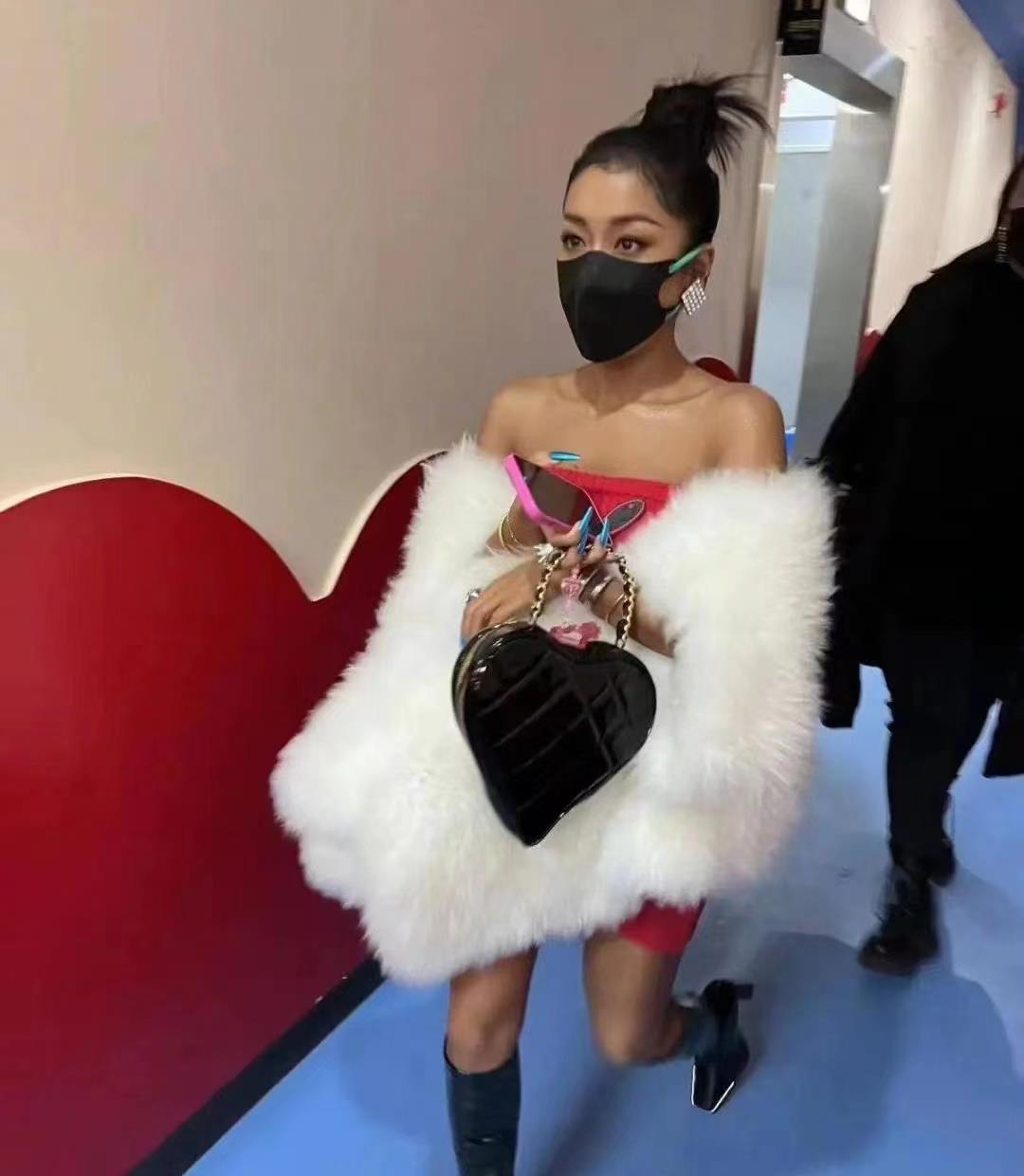 Jike Junyi set up a car rollover, his ex-wife revealed that he was ...