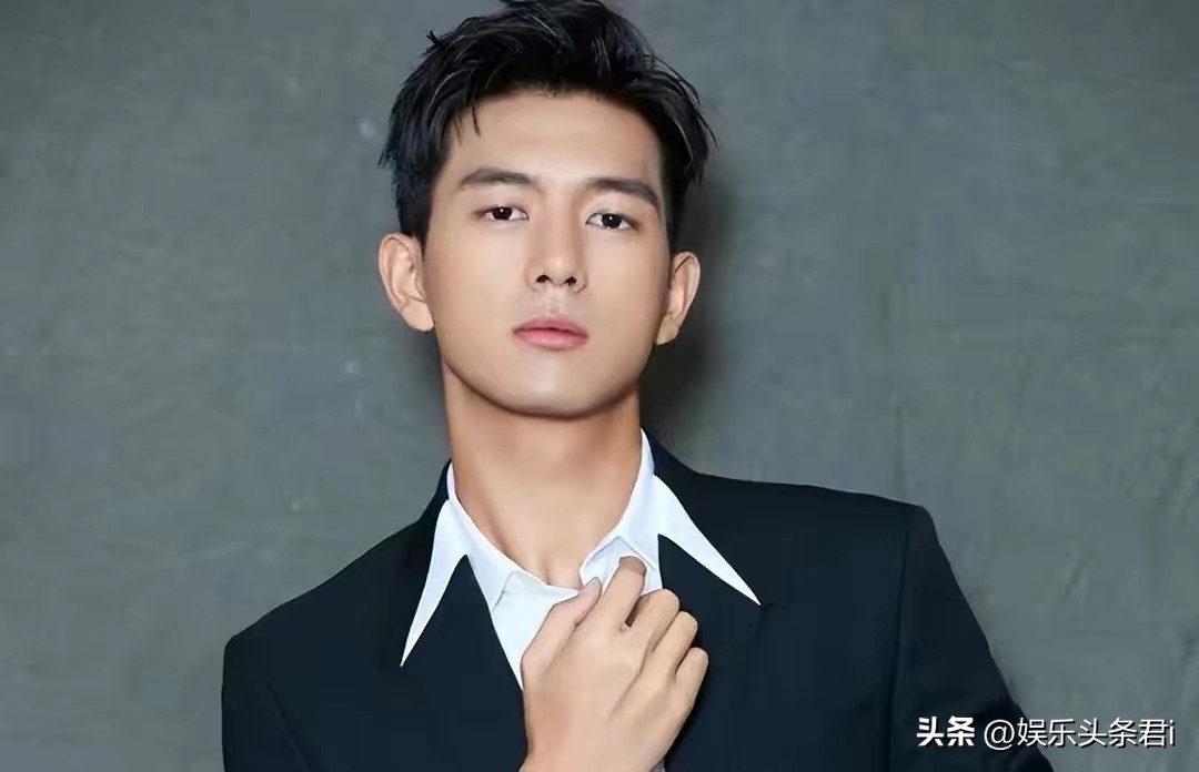 Li Xian is suspected to be in a new relationship. The woman is a ...