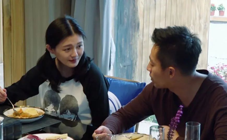 Wang Xiaofei's new love affair was exposed, it was not Zhuang Simin or ...