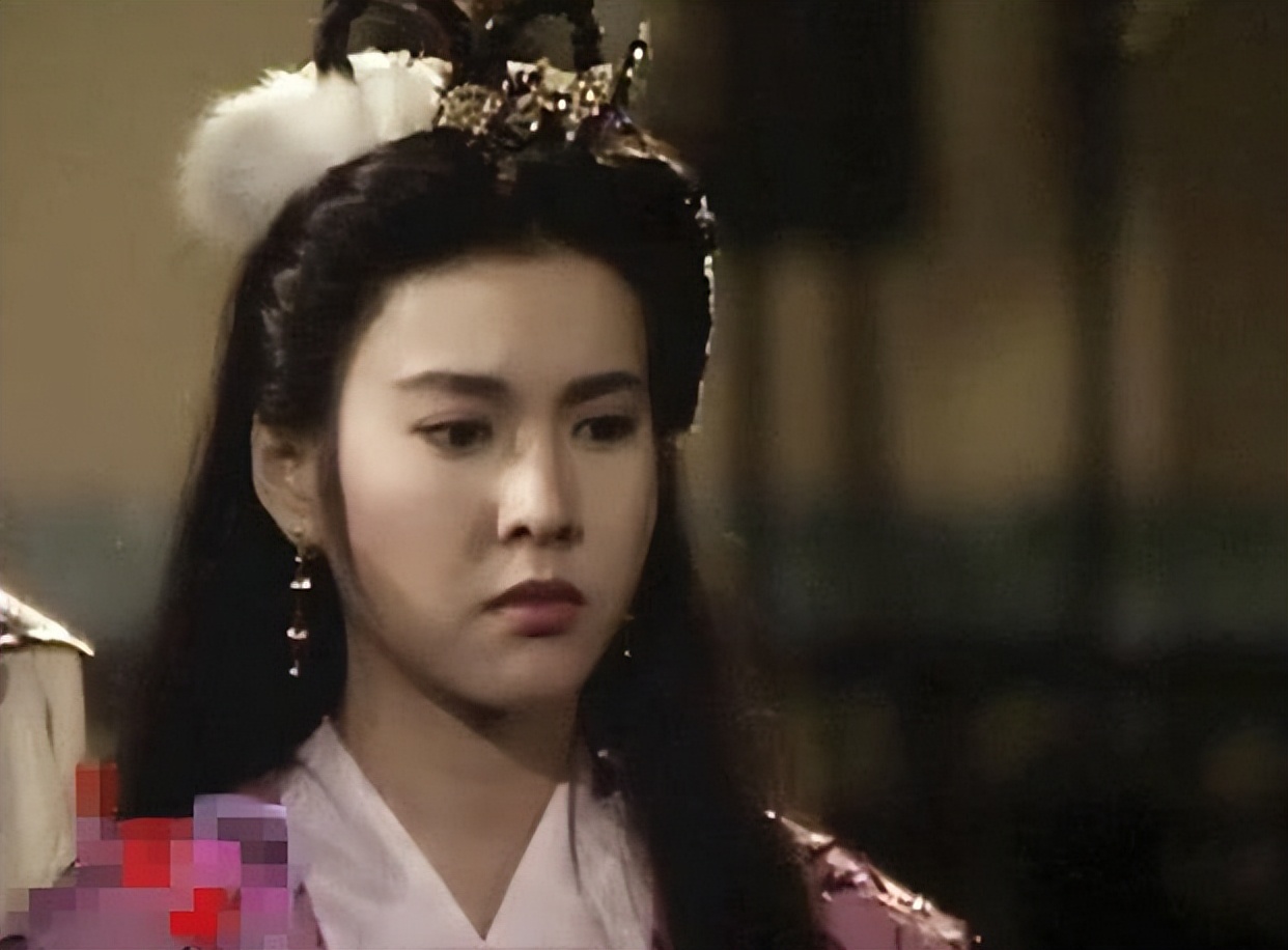 He lived with Wu Zhenyu for 8 years and fell in love with He Jiajin for 3 years, but finally ...