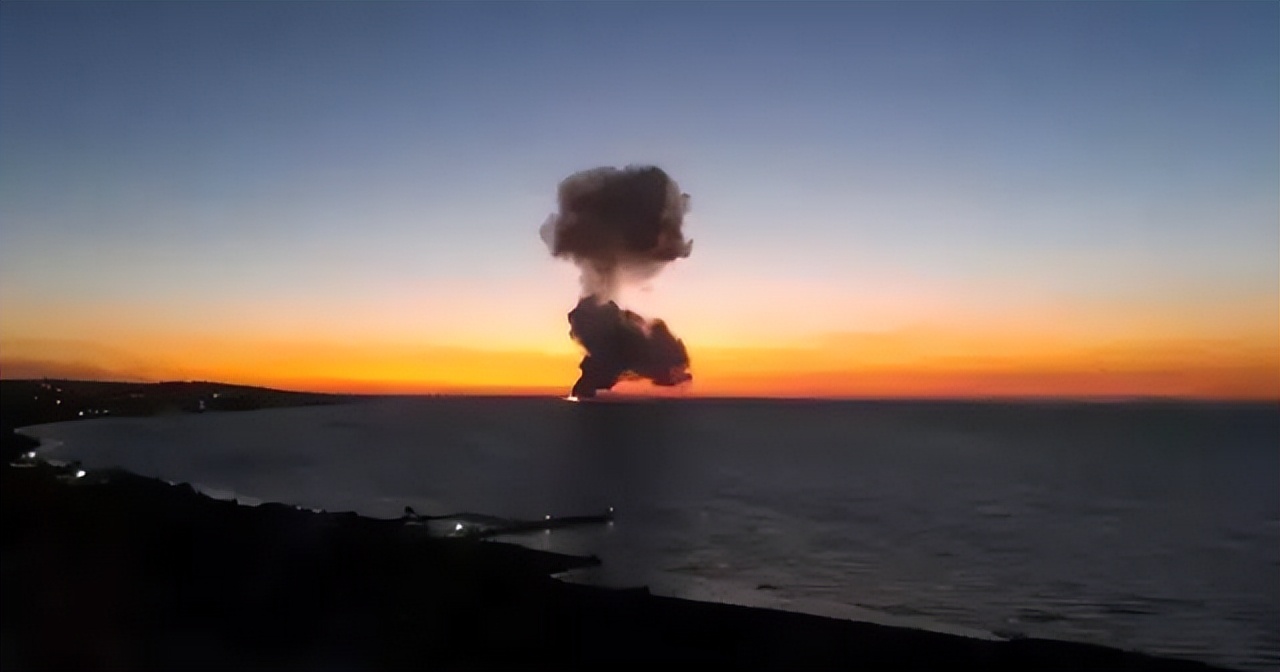 Details revealed!The Crimea Bridge exploded, Putin urgently ordered ...