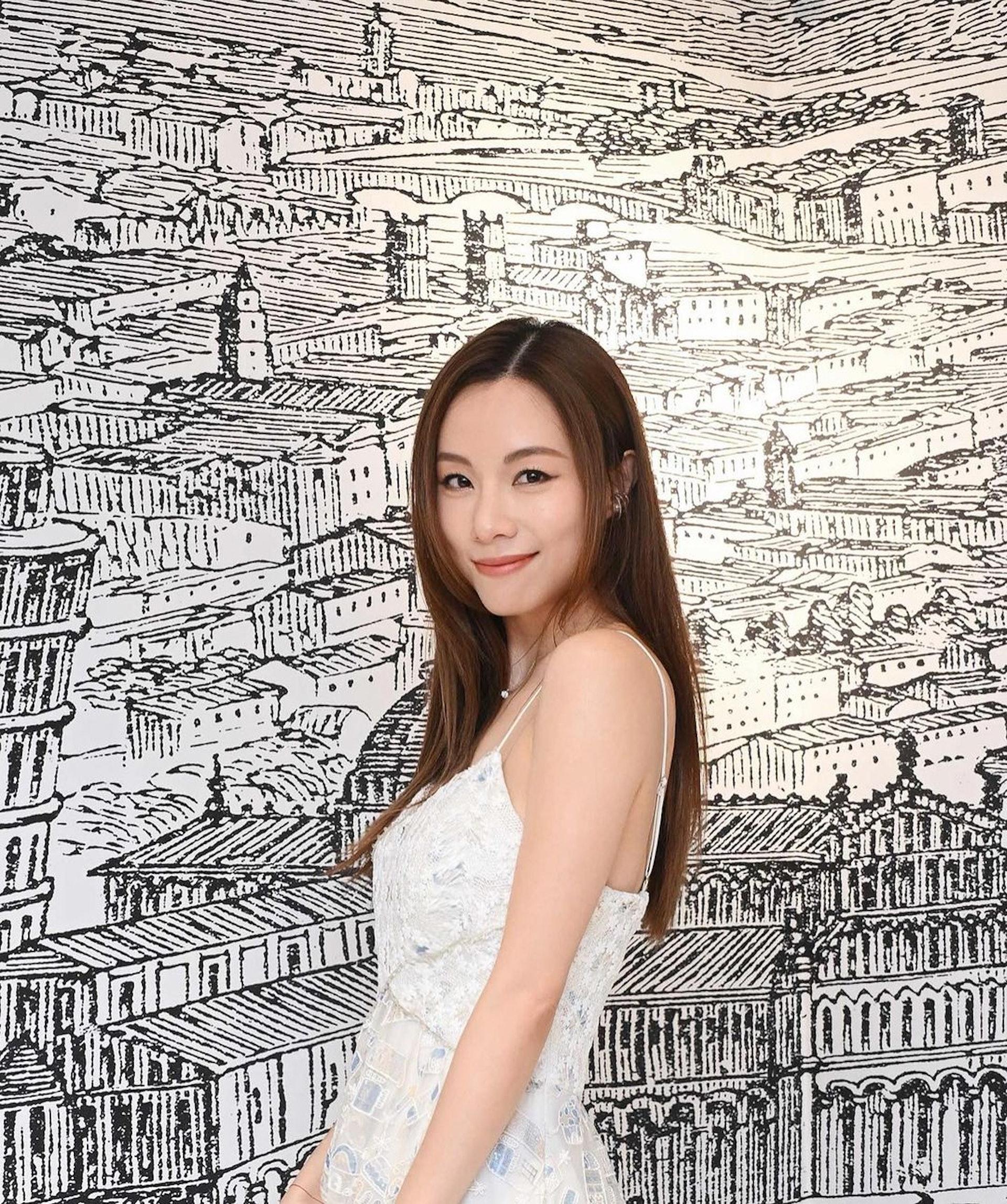 Stephy Tang posted about her mansion-what I want now is casualness and ...