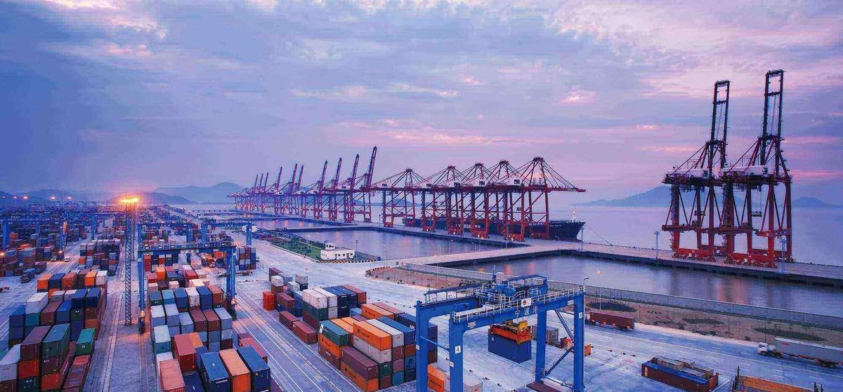 The country is stimulating consumption on a large scale. This time it ...