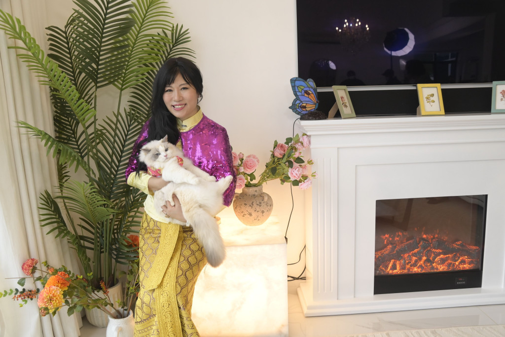 A well-known Hong Kong feng shui master with a net worth of one billion ...