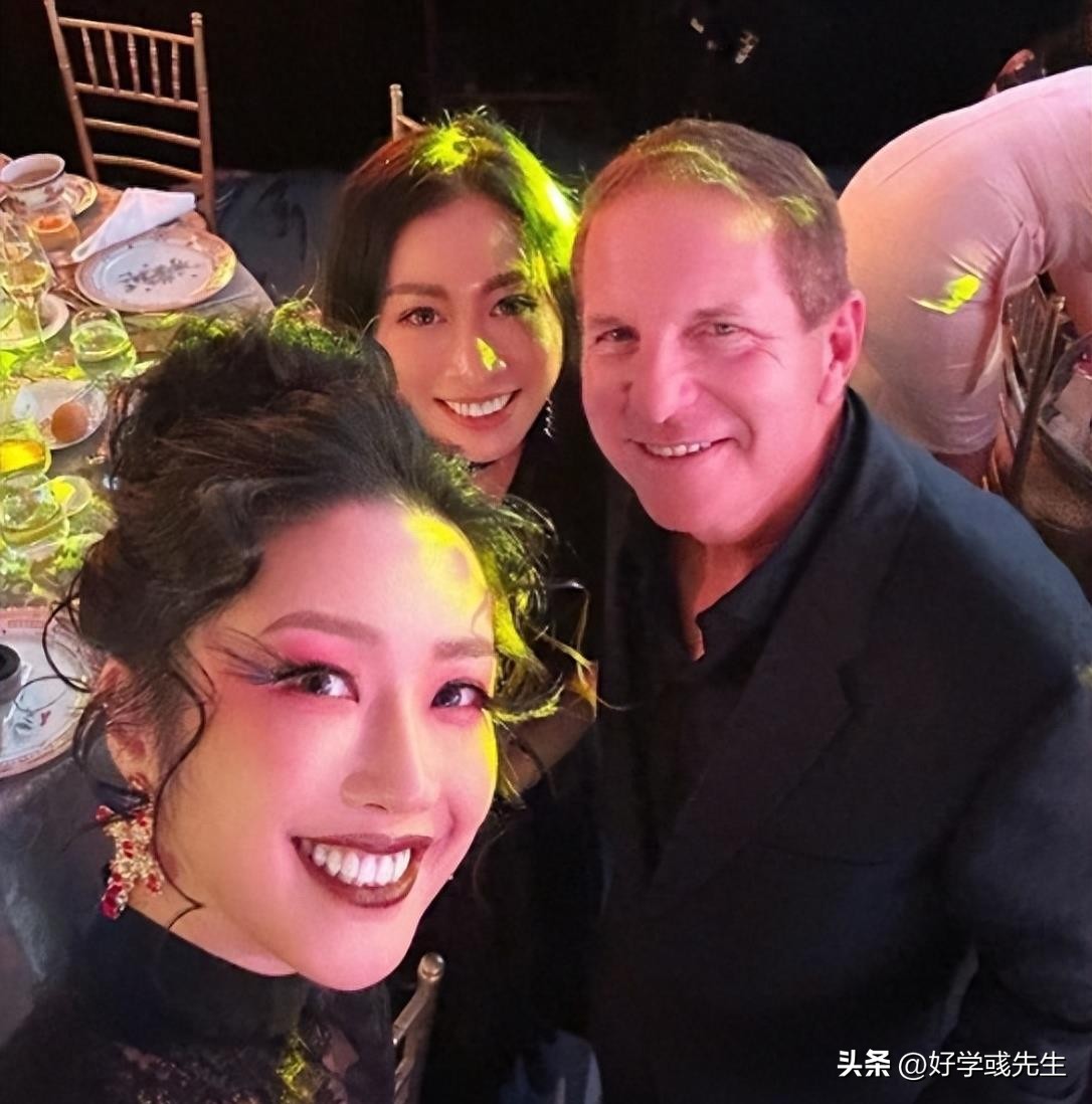 The 35-year-old sexy actress was exposed to be involved in Coco Lee's ...