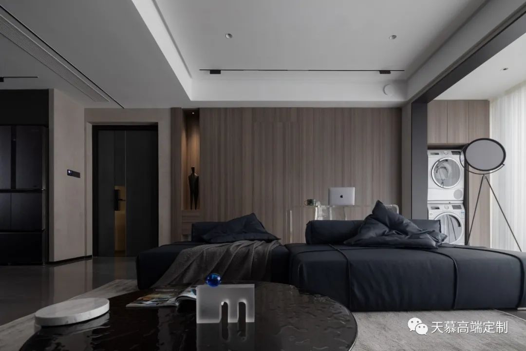 The minimalist home decoration of 140 square meters explains why young ...