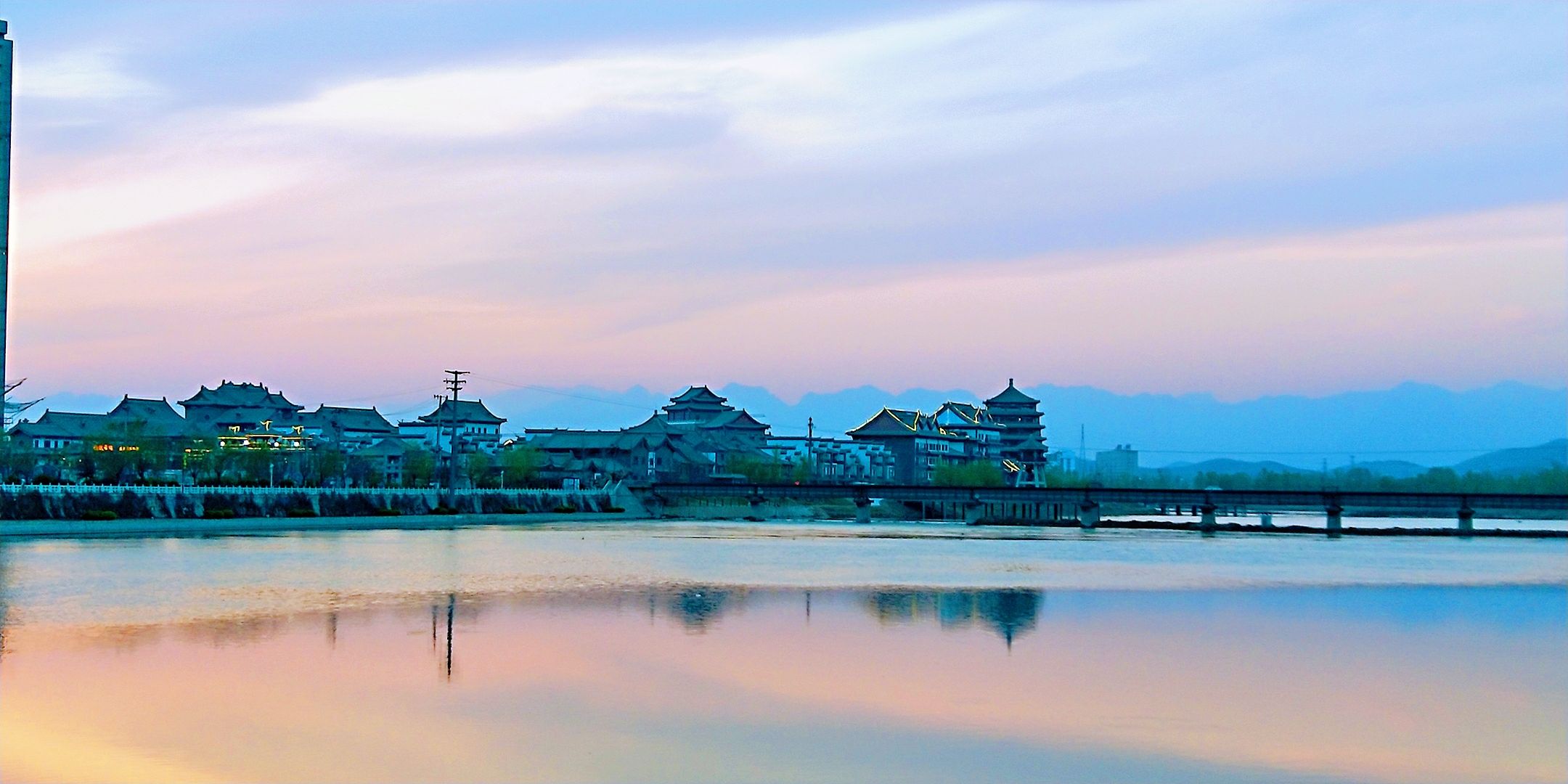 Yandu Ancient City · Slow Spring - iNEWS