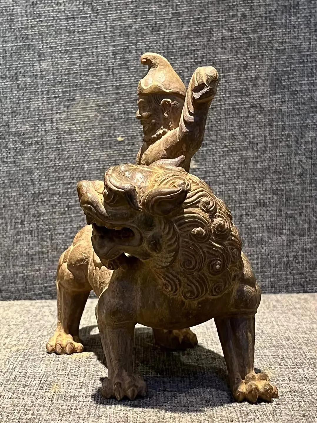Tang Dynasty leopard class Yuhu people taming lion - iNEWS