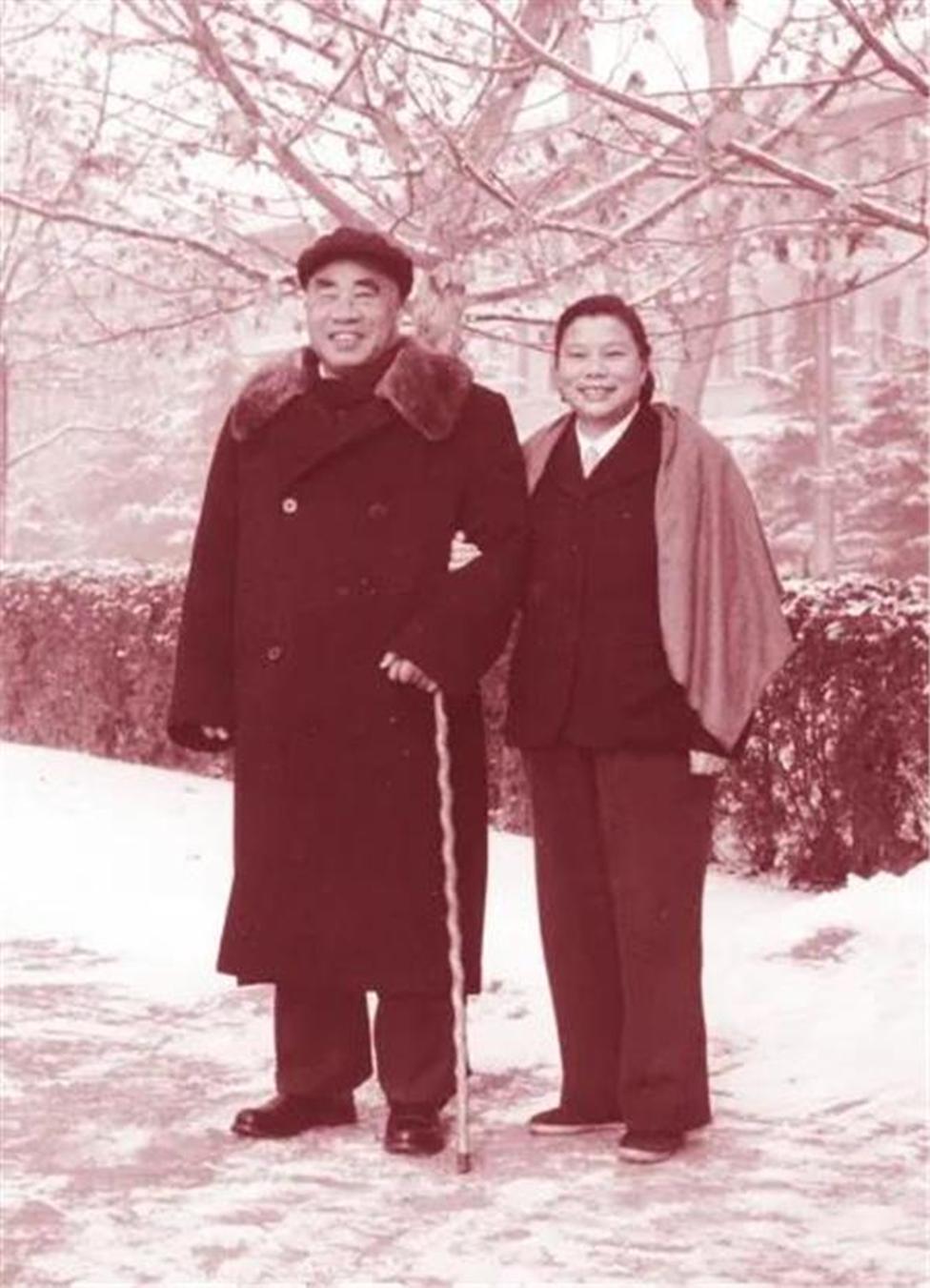 Before Zhu De died, he complained to his wife: If there is any regret ...