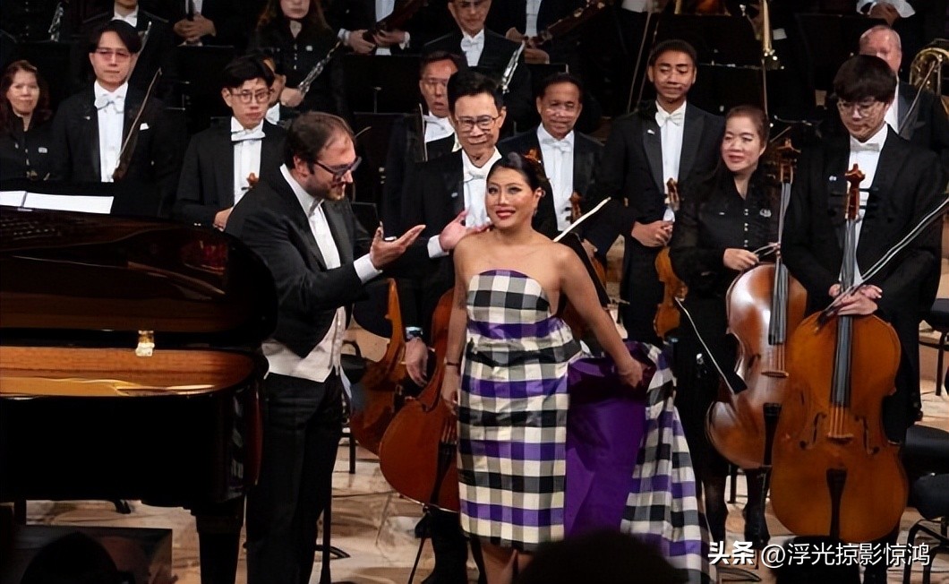 The mythical beast princess Sirivan went to Europe, and the silly concubine Nina didn't seize ...