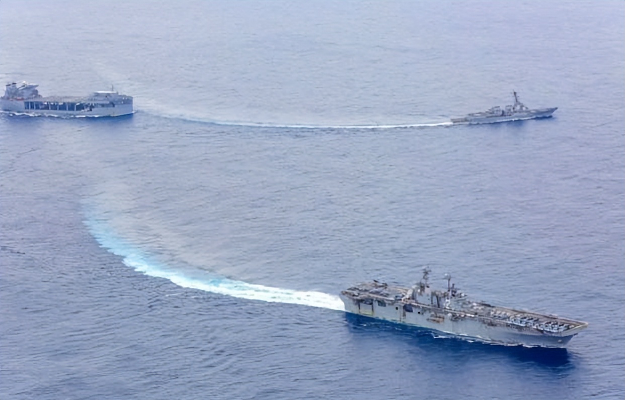 The morning of September 14th! 21 PLA warships rushed into the Western ...