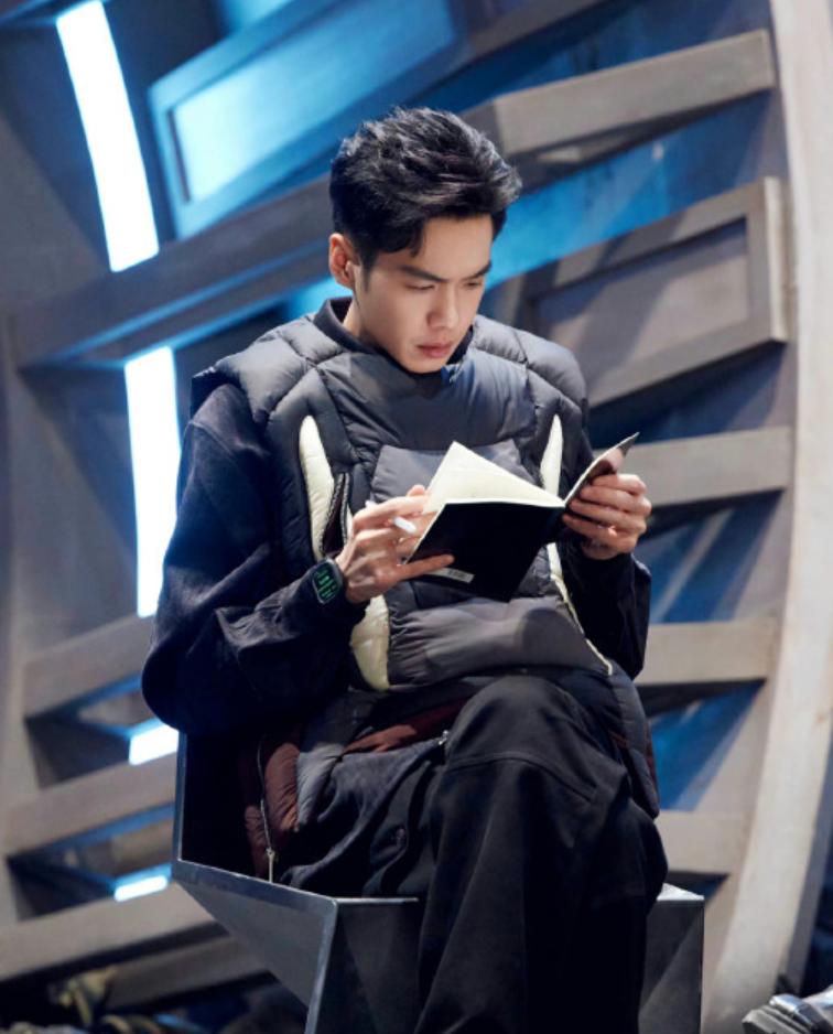 Wu Lei, Cai Xukun, sister-in-law Gao Ye, Zhang Ruoyun, Li Hongyi, etc ...