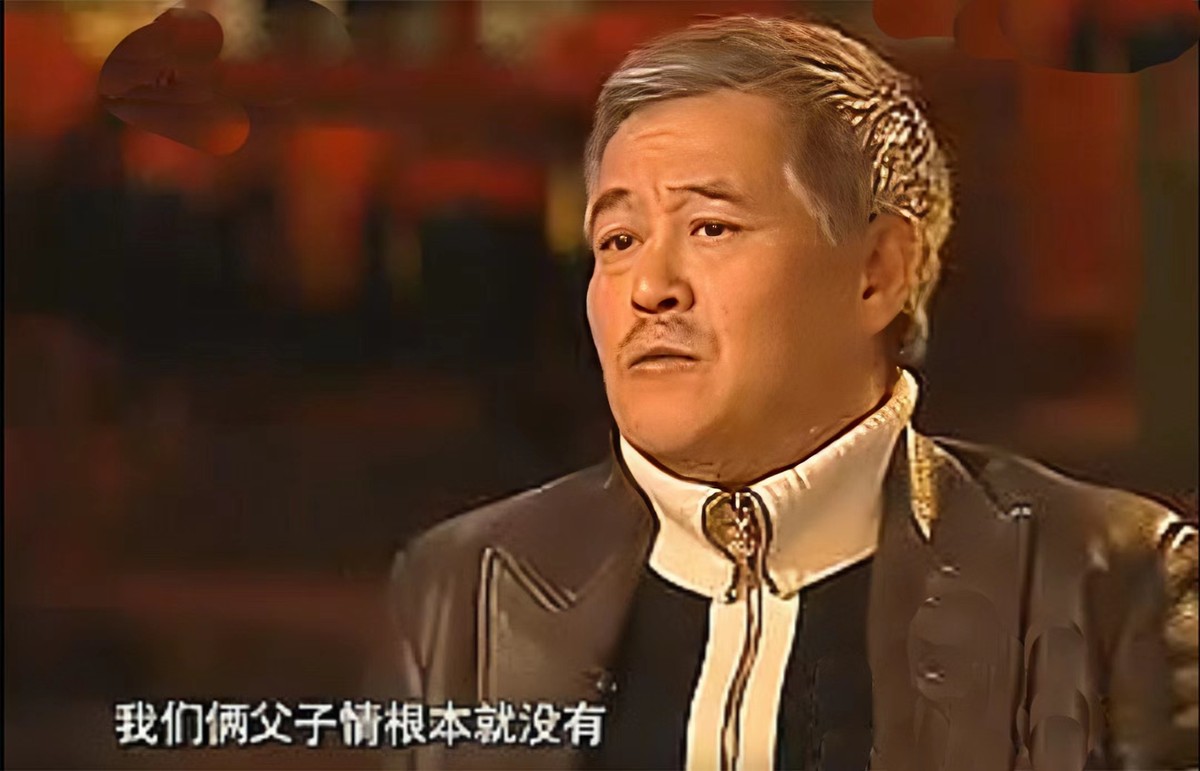 Police cars clear the way, luxury cars see each other off, Niu Qun and ...