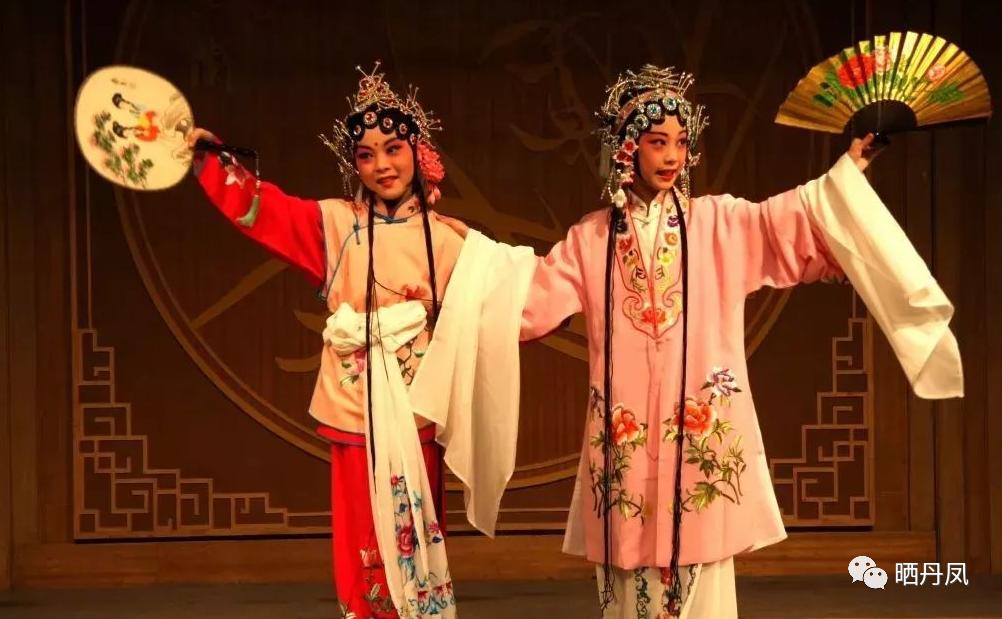 Zhang Xinzhong / Ji Yinde - iNEWS