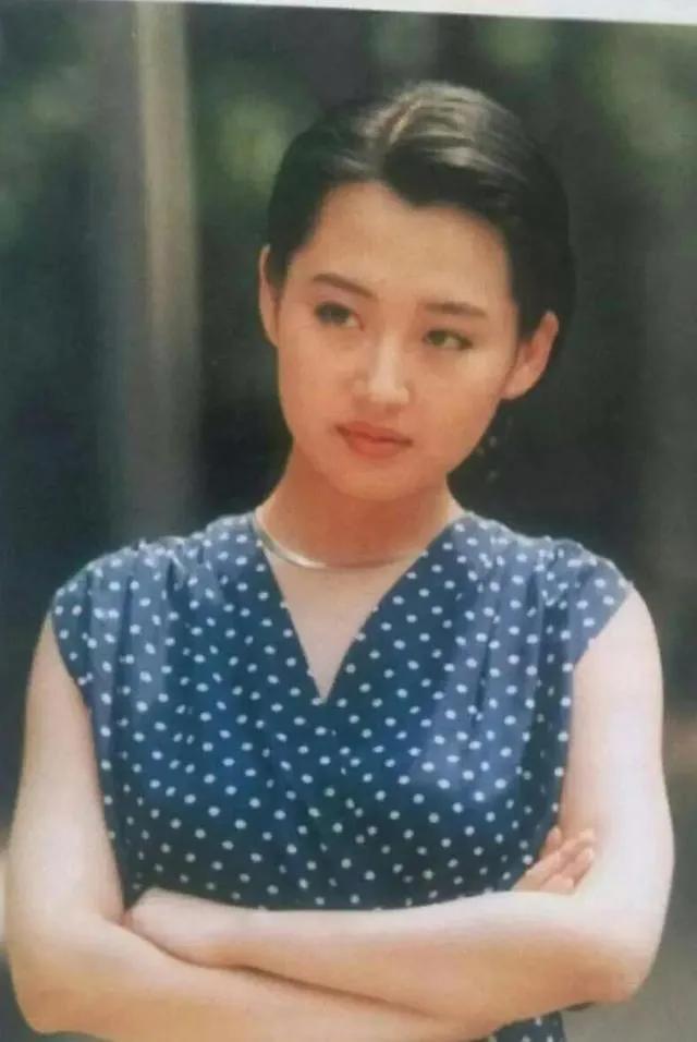 Five rumored boyfriends behind Xu Qing - iNEWS