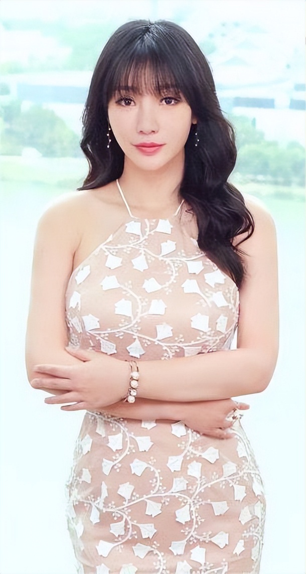 Proud figure ~ Liu Yan - iMedia