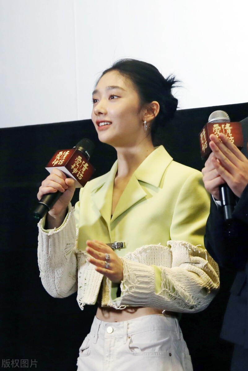 Wang Yinglu, who plays "Sister Baoer" in "Under the Stranger", tells you how important looks are ...