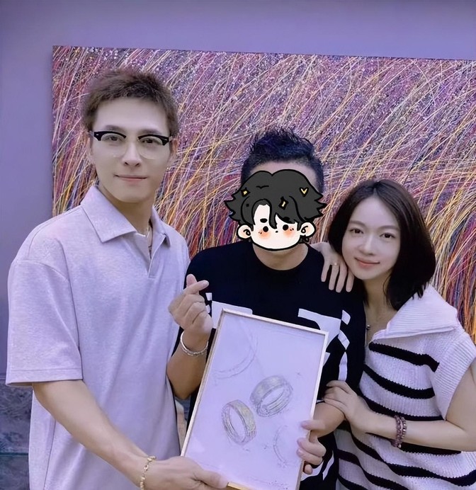 Wu Jinyan and Hong Yao are married! The wedding scene is full of jokes ...