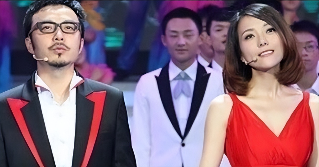 Host Yang Lele: After being abandoned by her first love, she turned ...