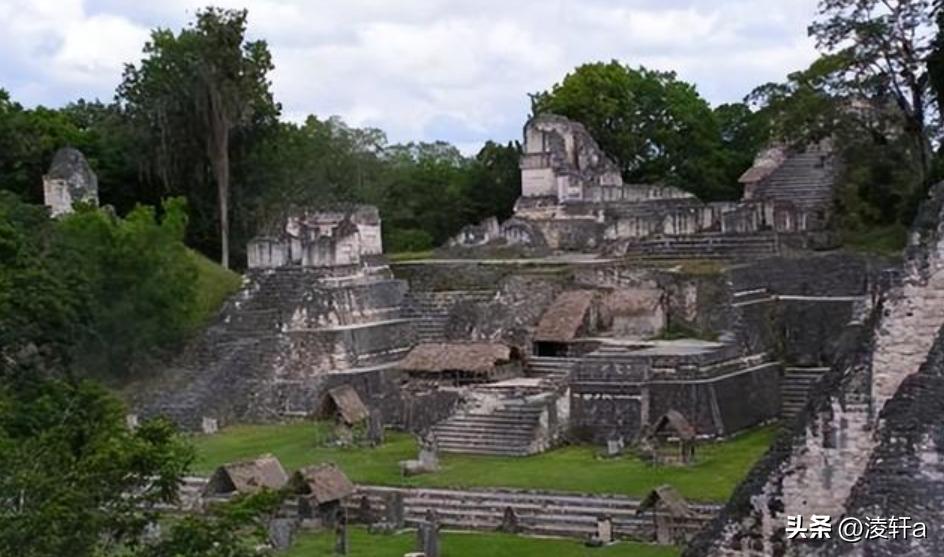 What was Mayan society like? What are the characteristics of Mayan ...