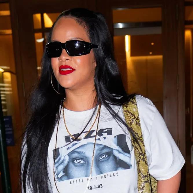 Rihanna Lives Happy - iNEWS