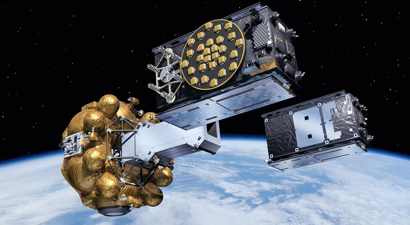 Comparison of the number of satellites in various countries around the ...