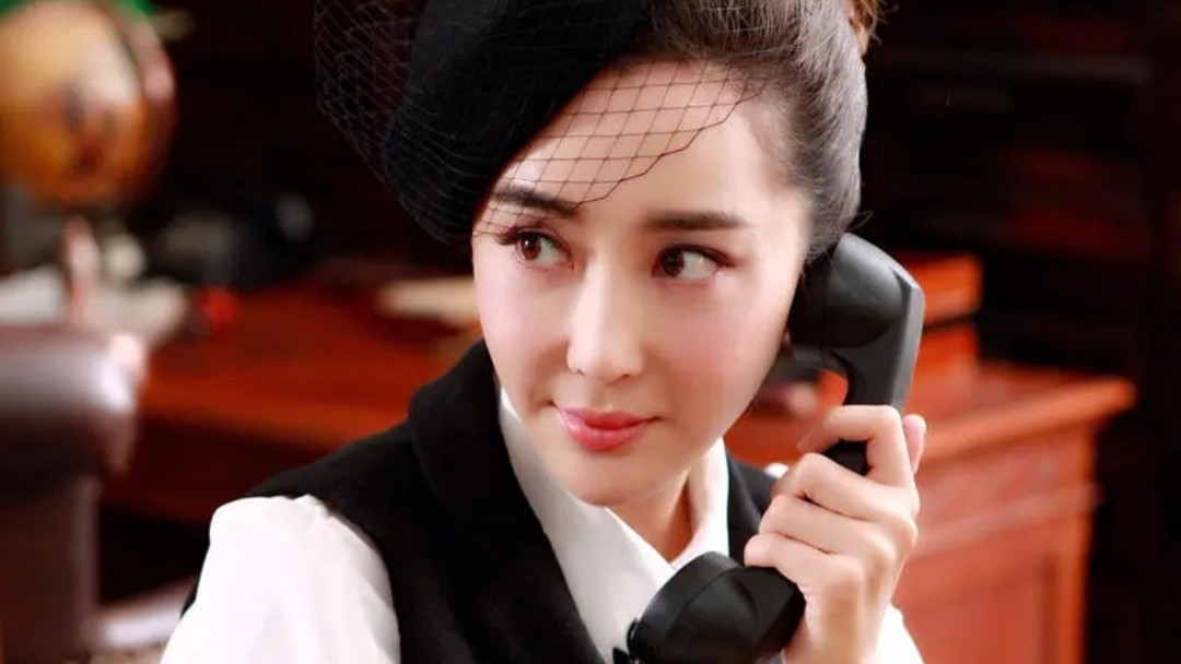 The director of "Dog Fighting" filmed a spy war drama, Yu Yi played the ...