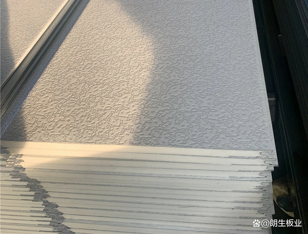 Is the integrated wall panel waterproof and moisture-proof? - iNEWS