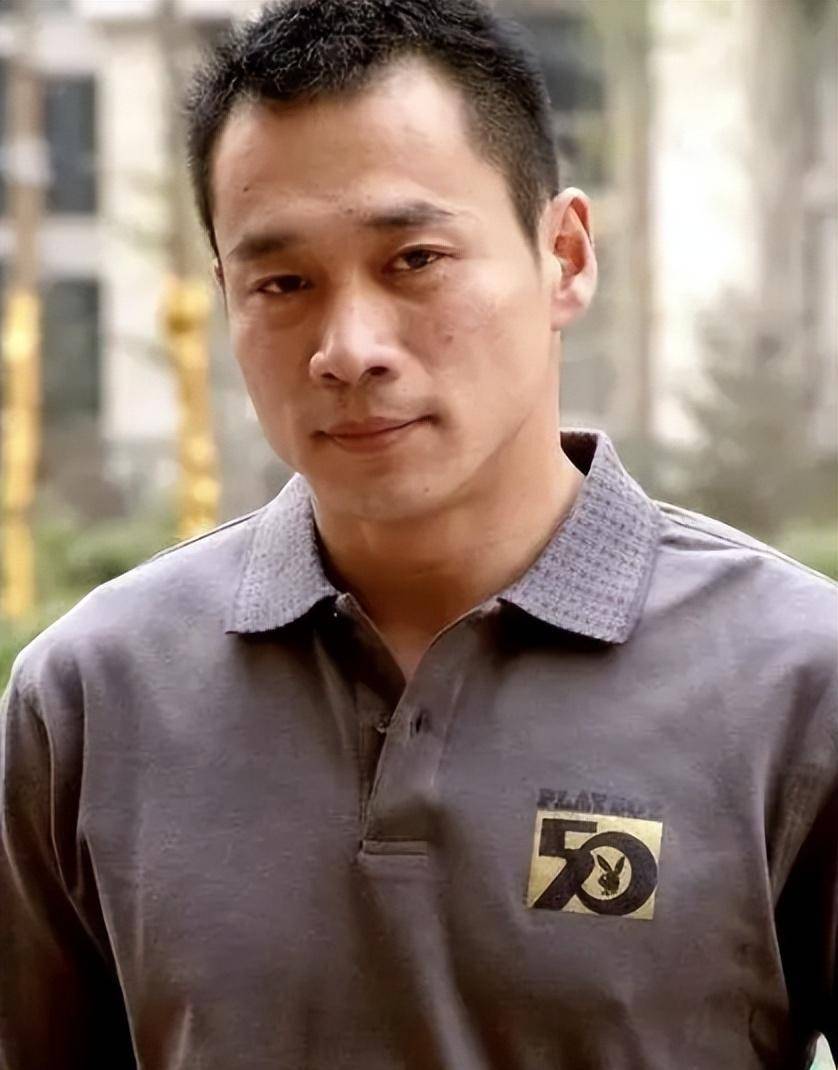 Rejecting Wang Siyi twice, never leaving his wife with cancer, "Wu Song" Ding Haifeng is ...