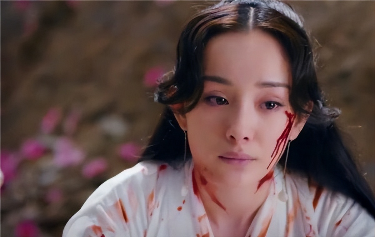 Under the great wheel of fate, Bai Qian is as tolerant as a peach ...