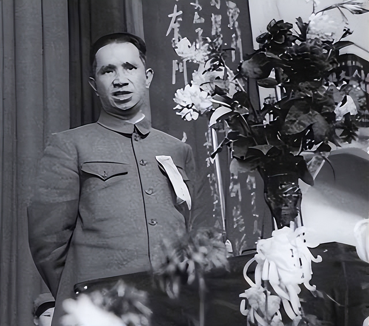 When Su Yu passed away in 1984, there was a sentence in the obituary ...