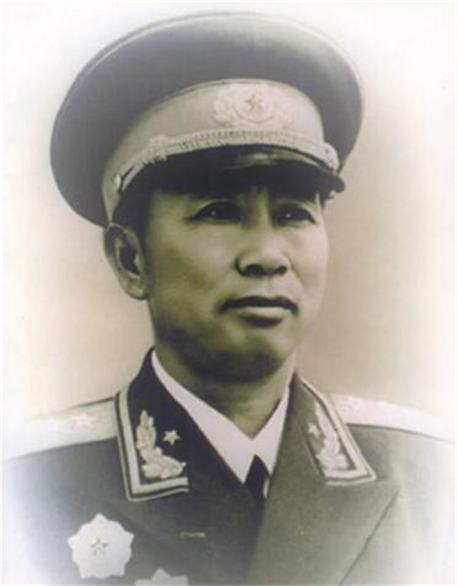 Liao Yaoxiang refused to accept after being captured, Liu Yalou invited ...