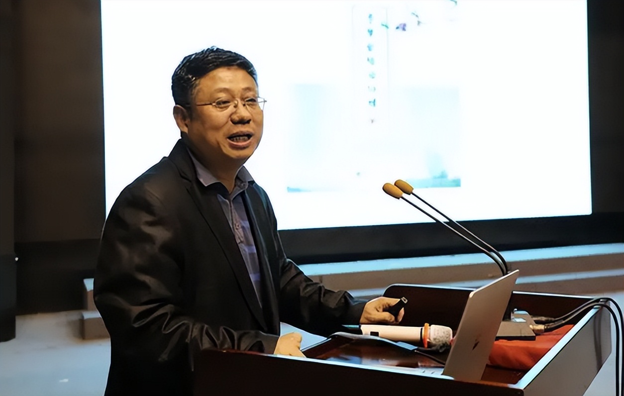 Dao Lang's new song blew up the music scene, and professors from NTU ...