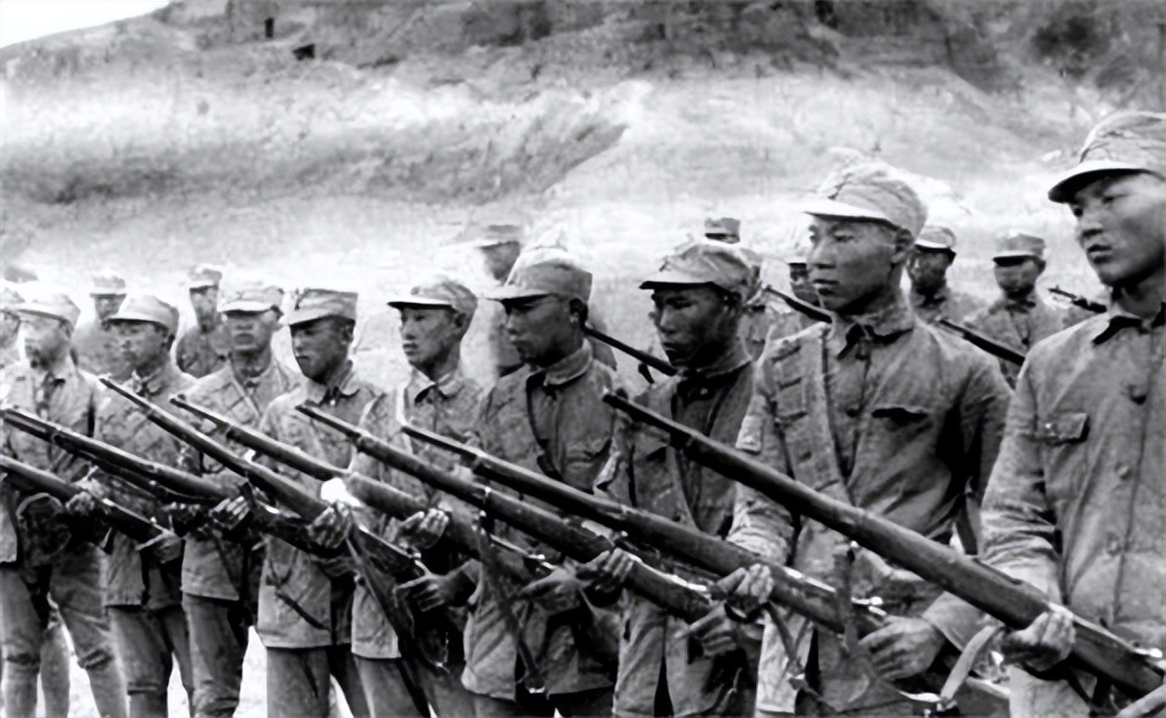 In order to catch the biggest traitor in the army, he "addicted to ...