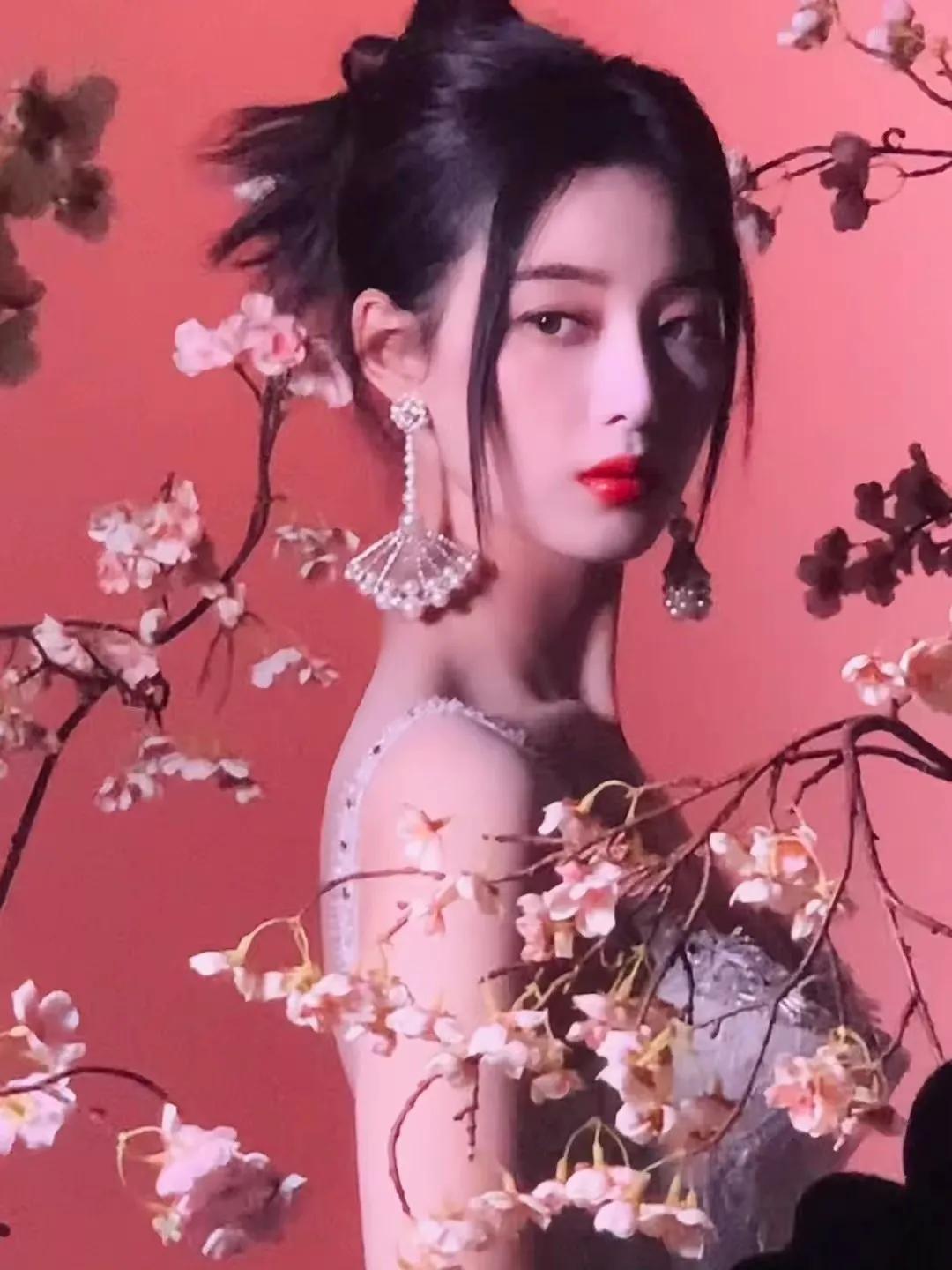 Xu Yiyang's beautiful picture - iMedia