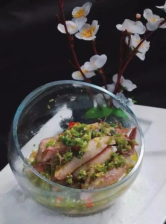 13 unique and innovative dishes, fresh and elegant, with great taste ...