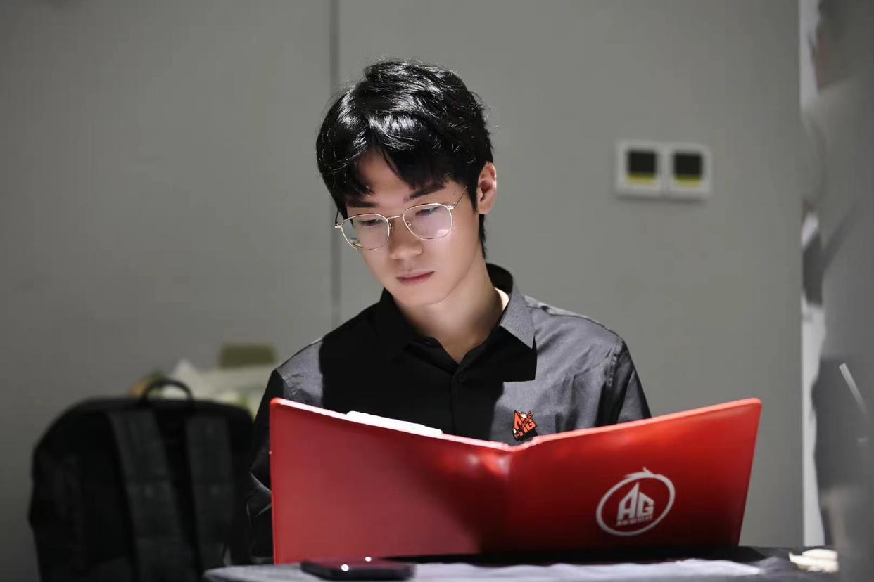 Dare to question AG Yinuo?7 consecutive victories "killed" crazy, Yinuo won 4 MVPs alone, it is ...